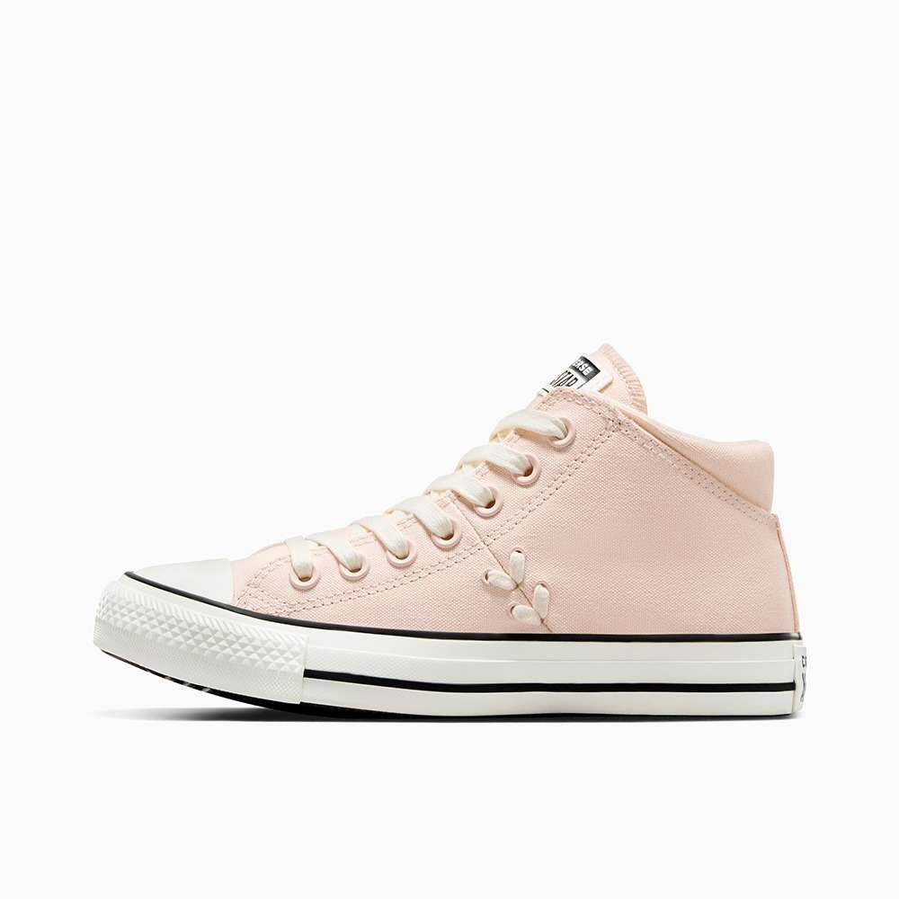 WOMEN MID TOP SHOE