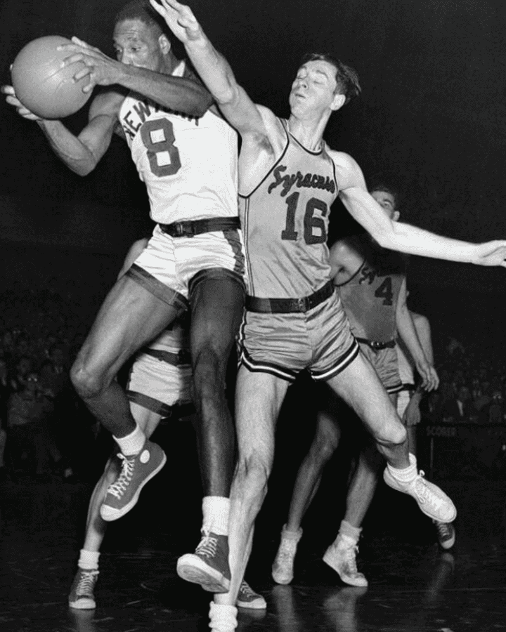 Historic basketball players wearing Converse All Stars